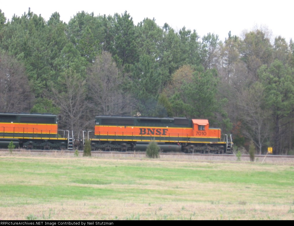 BNSF 7010